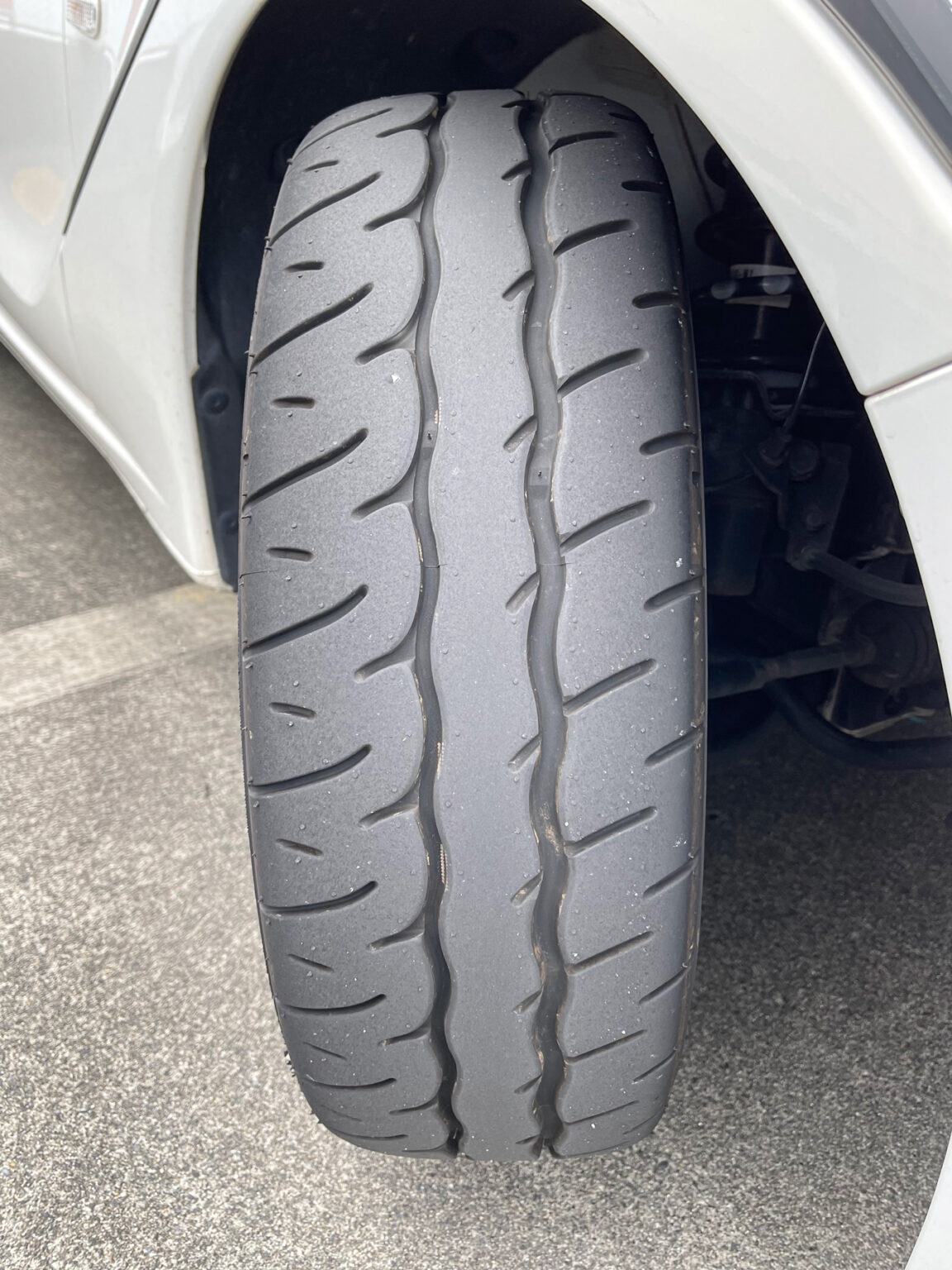 【S660に】ストリート最強スポーツタイヤ ADVAN NEOVA AD09【レビュー】 - 白いポルシェと白い軽オープンカーのカーライフ